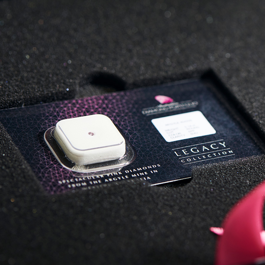 Authentic Argyle Mine Pink Diamond - Fancy Light Pink - Australian ...